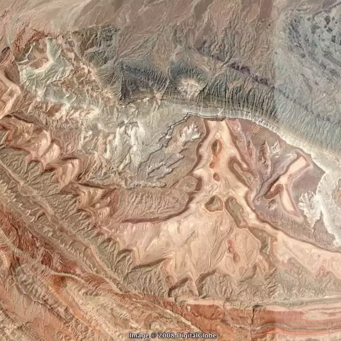 Visualizing horizontal contacts using Google Earth