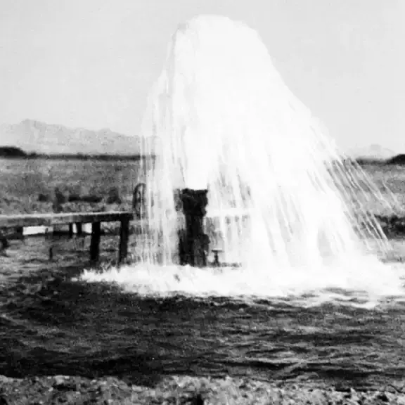 A Familiar History of Water and Population Growth: